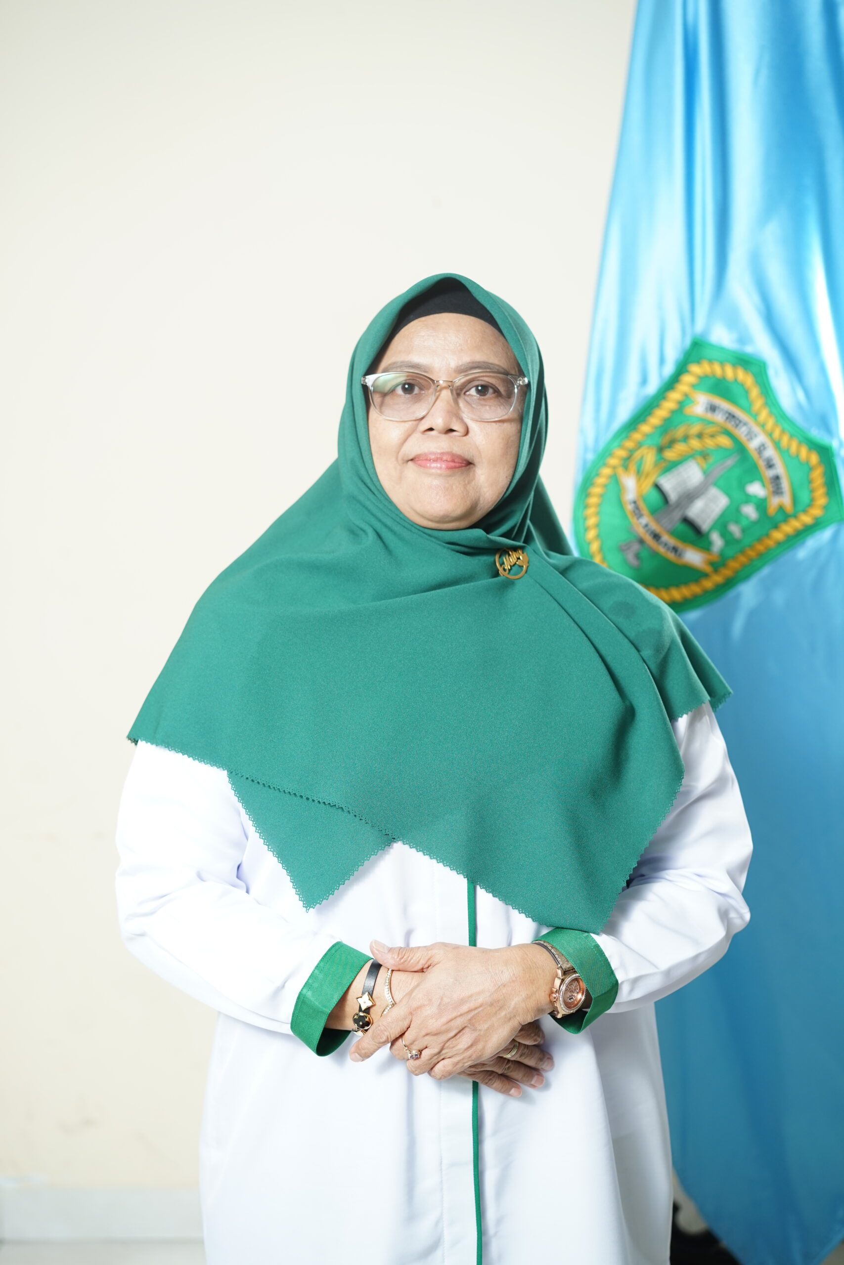 Prodi Administrasi Bisnis - Fakultas Ilmu Sosial & Ilmu Politik