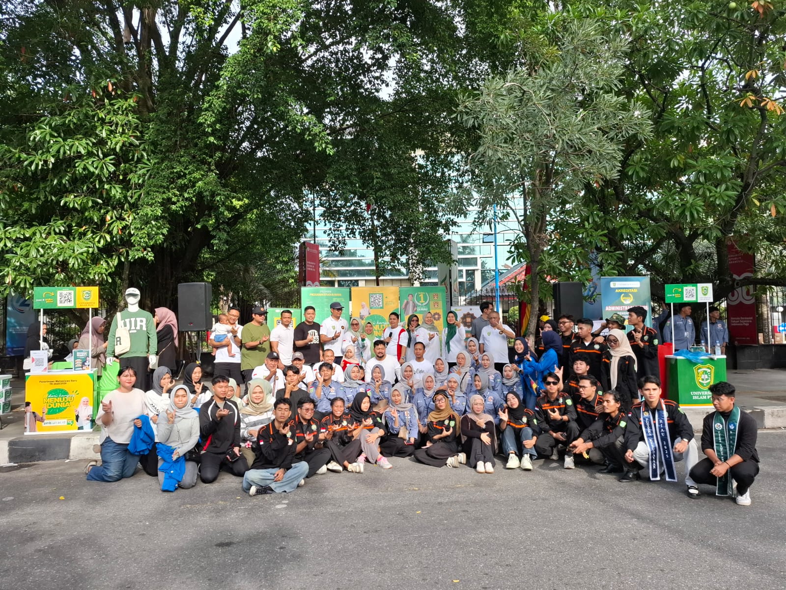 Promosi Car Free Day - Fakultas Ilmu Sosial & Ilmu Politik